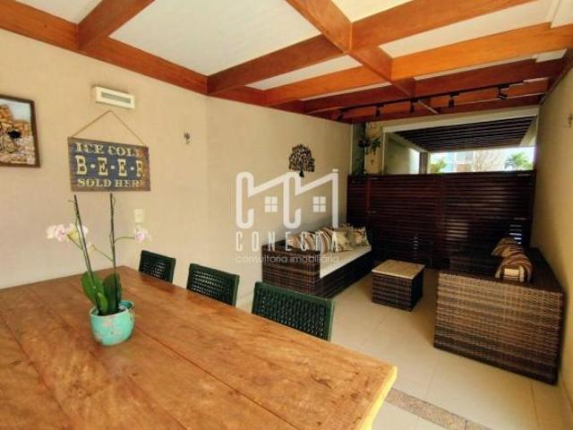 Casa Sobrado em Indaiatuba, Condomínio Maison Blanche com 3 suítes 186 m²