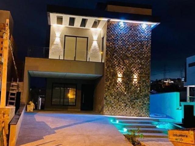 Casa Sobrado em MOGI DAS CRUZES