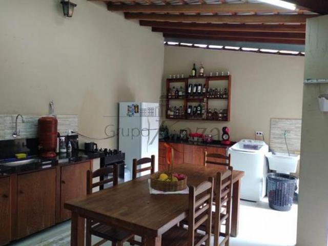 Casa Sobrado em São José dos Campos
