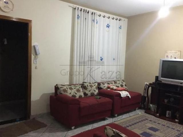 Casa Sobrado em São José dos Campos