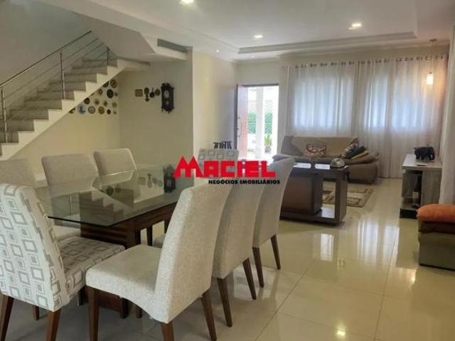 Casa Sobrado em São José dos Campos