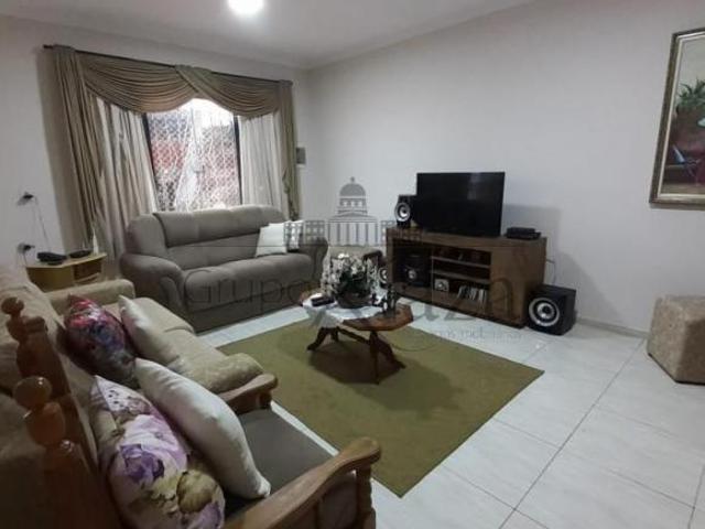 Casa Sobrado em São José dos Campos