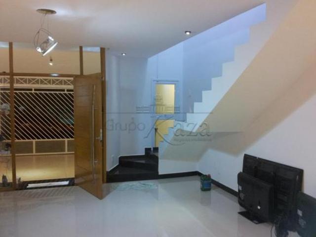 Casa Sobrado em São José dos Campos