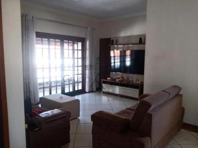 Casa Sobrado em São José dos Campos