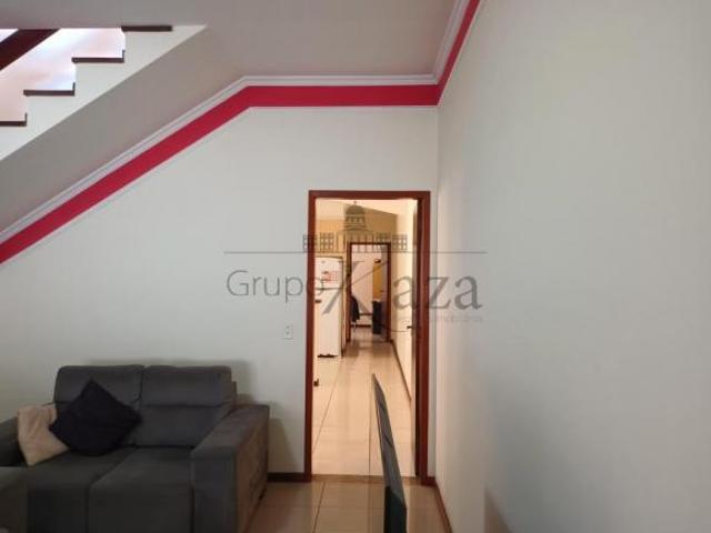 Casa Sobrado em São José dos Campos