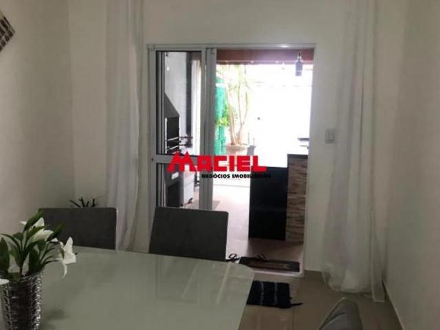 Casa Sobrado em São José dos Campos