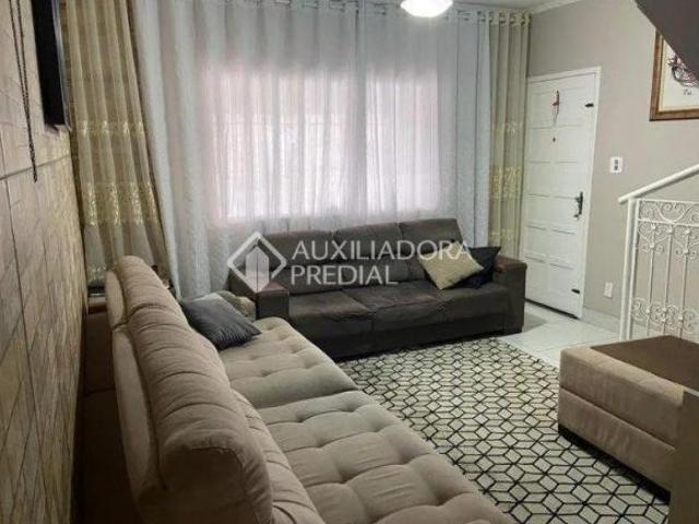 Casa Sobrado em Santo André, na Vila Suíça, à venda, com 3 quartos e 3 vagas de garagem