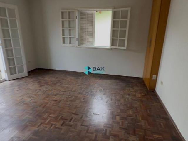 Casa Sobrado em Vila Betânia, São José dos Campos/SP