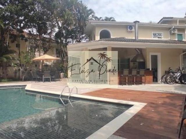 Casa Sobrado espaçosa com área de lazer privativa Disponivel para venda em Riviera de São Lourenço