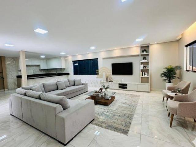 CASA SOBRADO FORA DE CONDOMINIO VICENTE PIRES LOTE 300M² 4 QUARTOS COM VARANDA