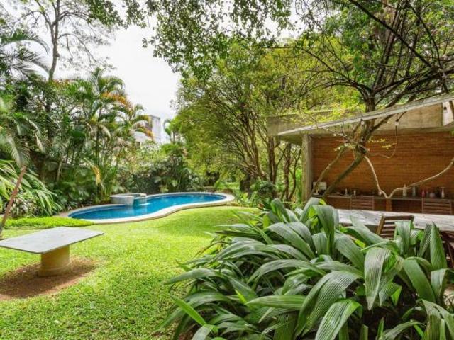 Casa Sobrado Fazenda Morumbi 4 Dormitórios 352m²
