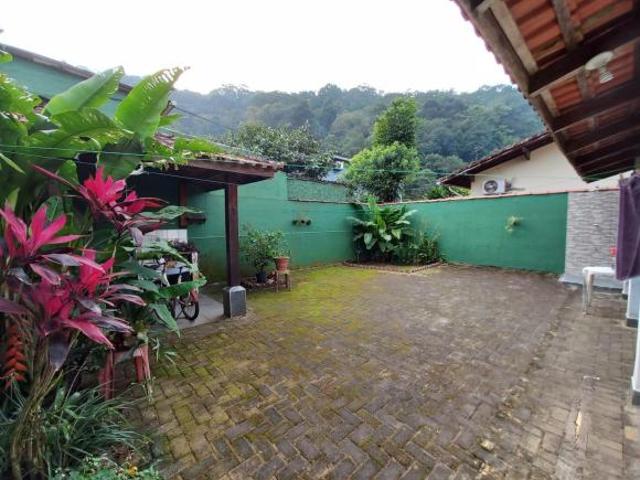 Casa sobrado isolado no Canto do Forte Praia Grande SP