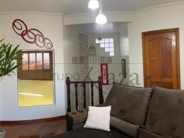 Casa Sobrado Jacareí Terras de Santa Helena 3 Dormitórios 152,26m²