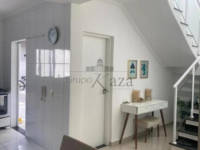 Casa Sobrado Jacareí Villa Branca 3 Dormitórios 150m² Aceita Permuta