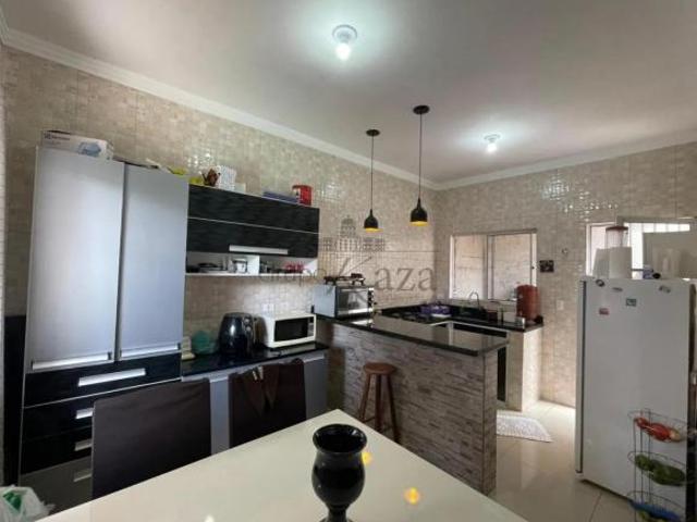 Casa Sobrado Jacareí Residencial Santa Paula 2 Dormitórios 140m²