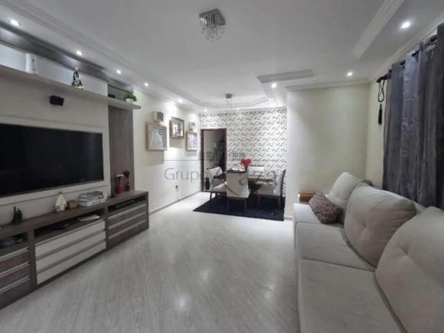 Casa Sobrado Jardim Nova Flórida 3 Dormitórios 184m²