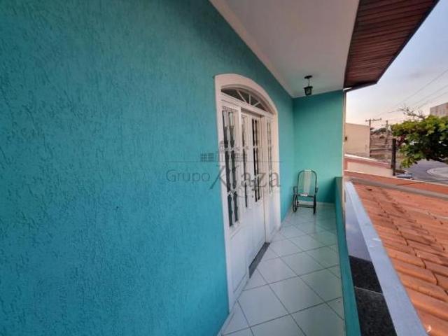 Casa Sobrado Jardim Oriente 3 Dormitórios 140m² Aceita Permuta