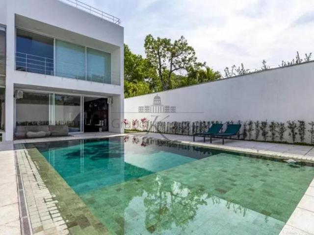 Casa Sobrado Jardim América 3 Dormitórios 1.120m²
