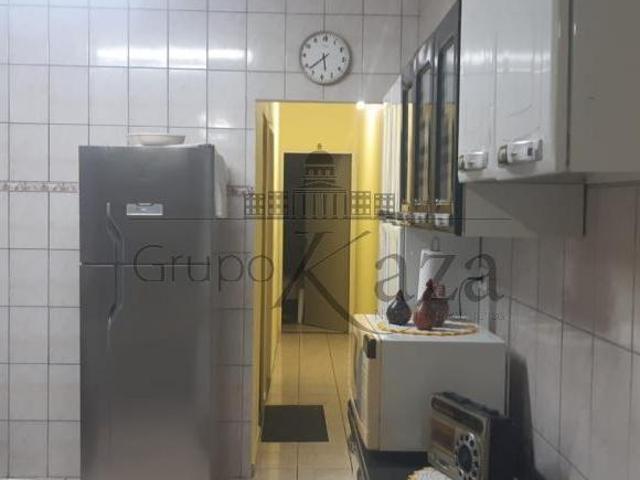 Casa Sobrado Jardim Califórnia 3 Dormitórios sendo 1 suíte 155m²