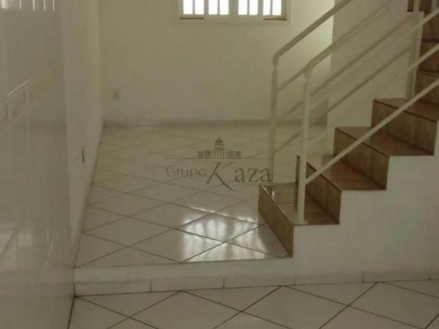 Casa Sobrado Jardim das Industrias 3 Dormitórios 125m²