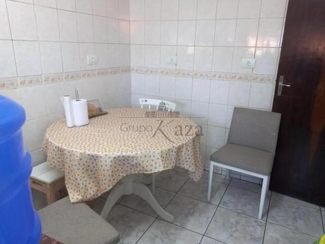 Casa sobrado Jardim Esplanada 4 Dormitórios 275m²