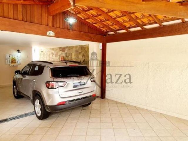 Casa sobrado Jardim Esplanada II 4 Dormitórios 375m²