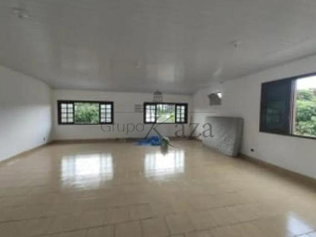 Casa Sobrado Jardim Esplanada II 5 Dormitórios 400m²