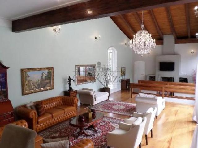 Casa Sobrado Jardim Guedala 6 Dormitórios 704m²