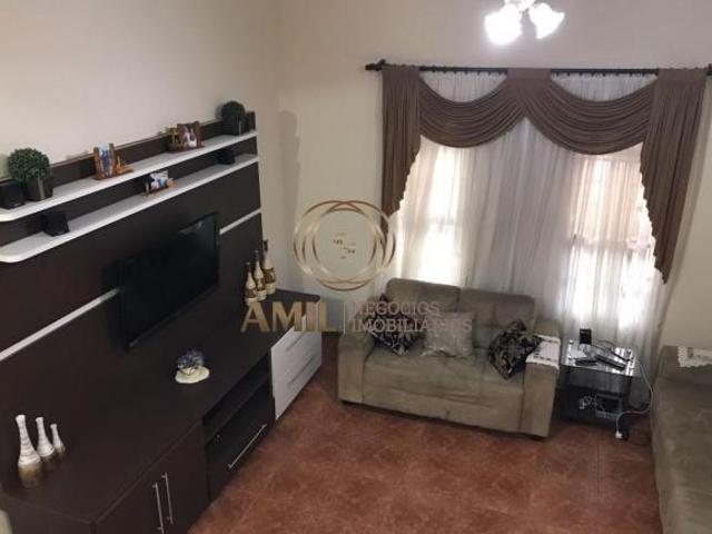 Casa Sobrado / Jardim Sul / 3 Dormitórios 1 c/ Sacada / Churrasqueira / 200m² São José dos Campos