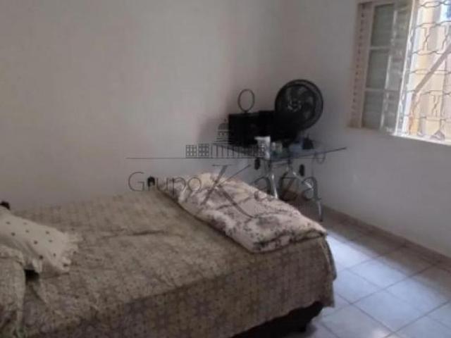 Casa Sobrado Jardim Satélite 3 Dormitórios 200m²