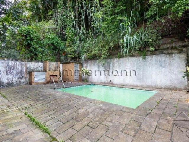 CASA SOBRADO MORUMBI 4 DORMITÓRIOS 2 VAGAS