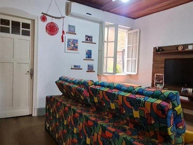 Casa sobrado no Centro de 4 dormitórios