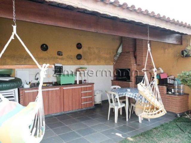 CASA SOBRADO NO ALTO DA LAPA 4 SUÍTES E PISCINA