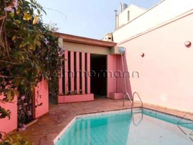 CASA SOBRADO NO ALTO DE PINHEIROS DE 5 DORMITÓRIOS