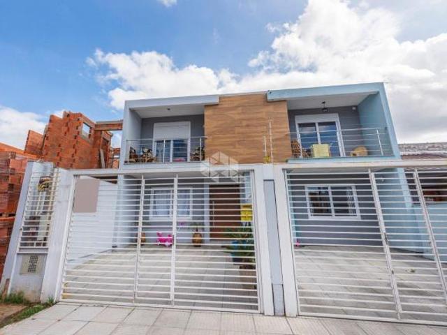 Casa Sobrado no Bairro Igara, 03 quartos com sacada sendo 01 suíte