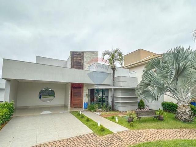 Casa Sobrado no Florais do Valle com Diferencial no Espaço Gourmet por R$ 2.300.000,00
