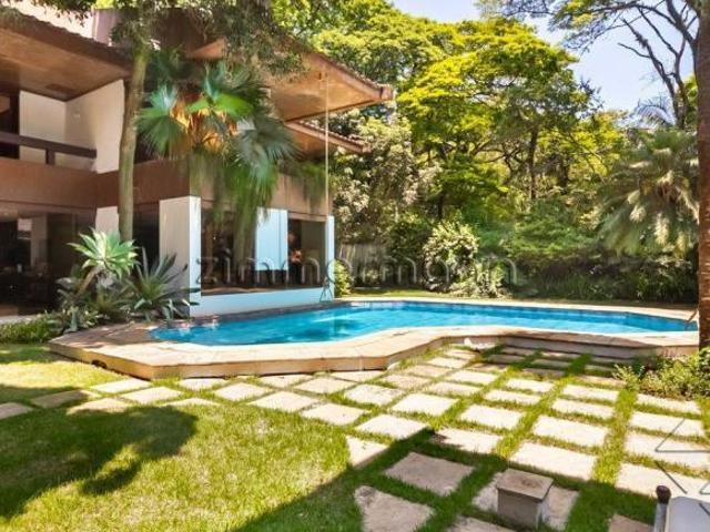 CASA SOBRADO NO JARDIM AMÉRICA 5 SUÍTES