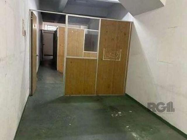 Casa sobrado no Menino Deus