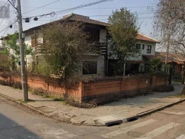 Casa sobrado no Sarandi de 5 dormitórios e 4 vagas