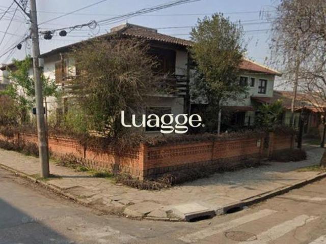 Casa sobrado no Sarandi de 5 dormitórios e 4 vagas