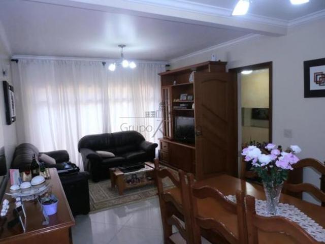 Casa Sobrado no Sumaré Sumarezinho