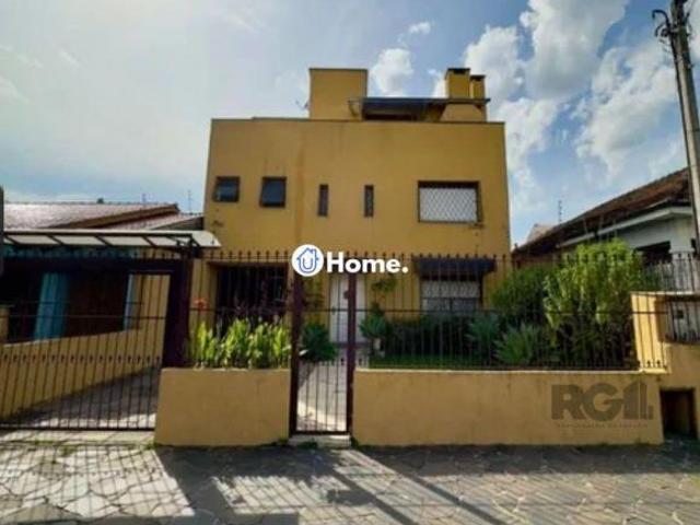 Casa sobrado no Partenon de 5 dormitórios