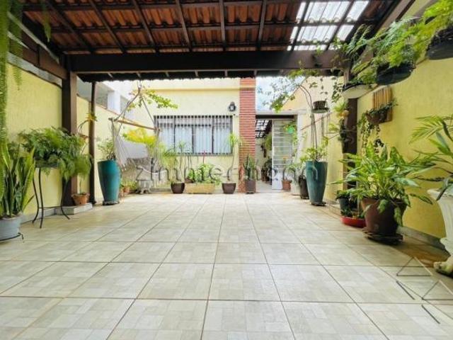 CASA SOBRADO NA SAUDE DE 4 DORMITÓRIOS