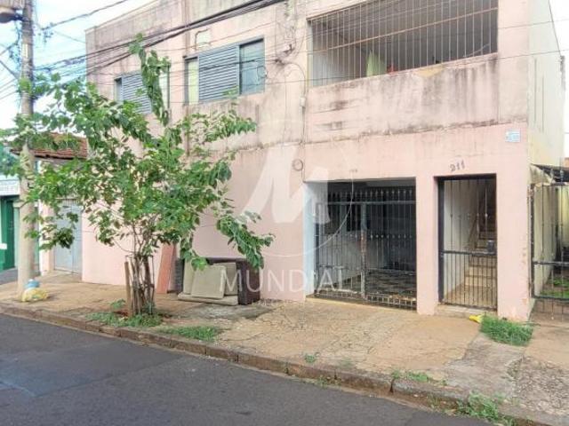 Casa sobrado na rua 10 dormitórios/suite, cozinha planejada
