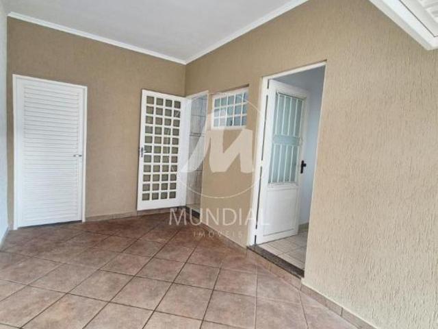 Casa sobrado na rua 2 dormitórios