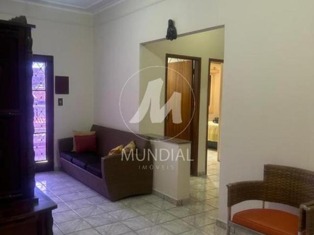 Casa sobrado na rua 2 dormitórios, cozinha planejada