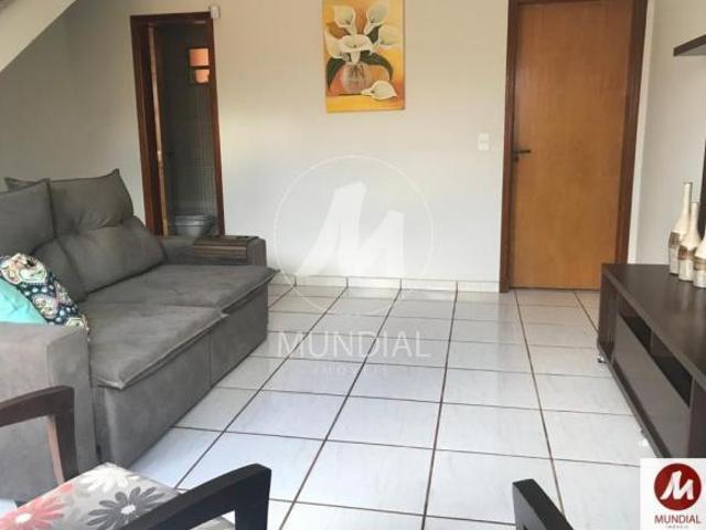 Casa sobrado na rua 2 dormitórios, cozinha planejada
