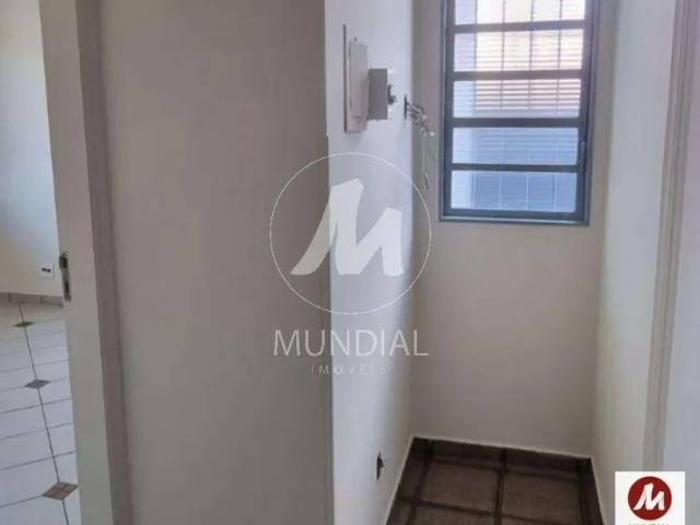 Casa sobrado na rua 3 dormitórios/suite, cozinha planejada