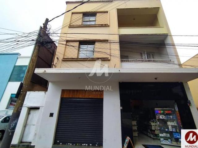 Casa sobrado na rua 3 dormitórios