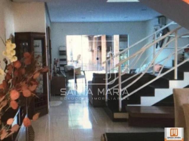 Casa sobrado na rua 3 dormitórios/suite, cozinha planejada